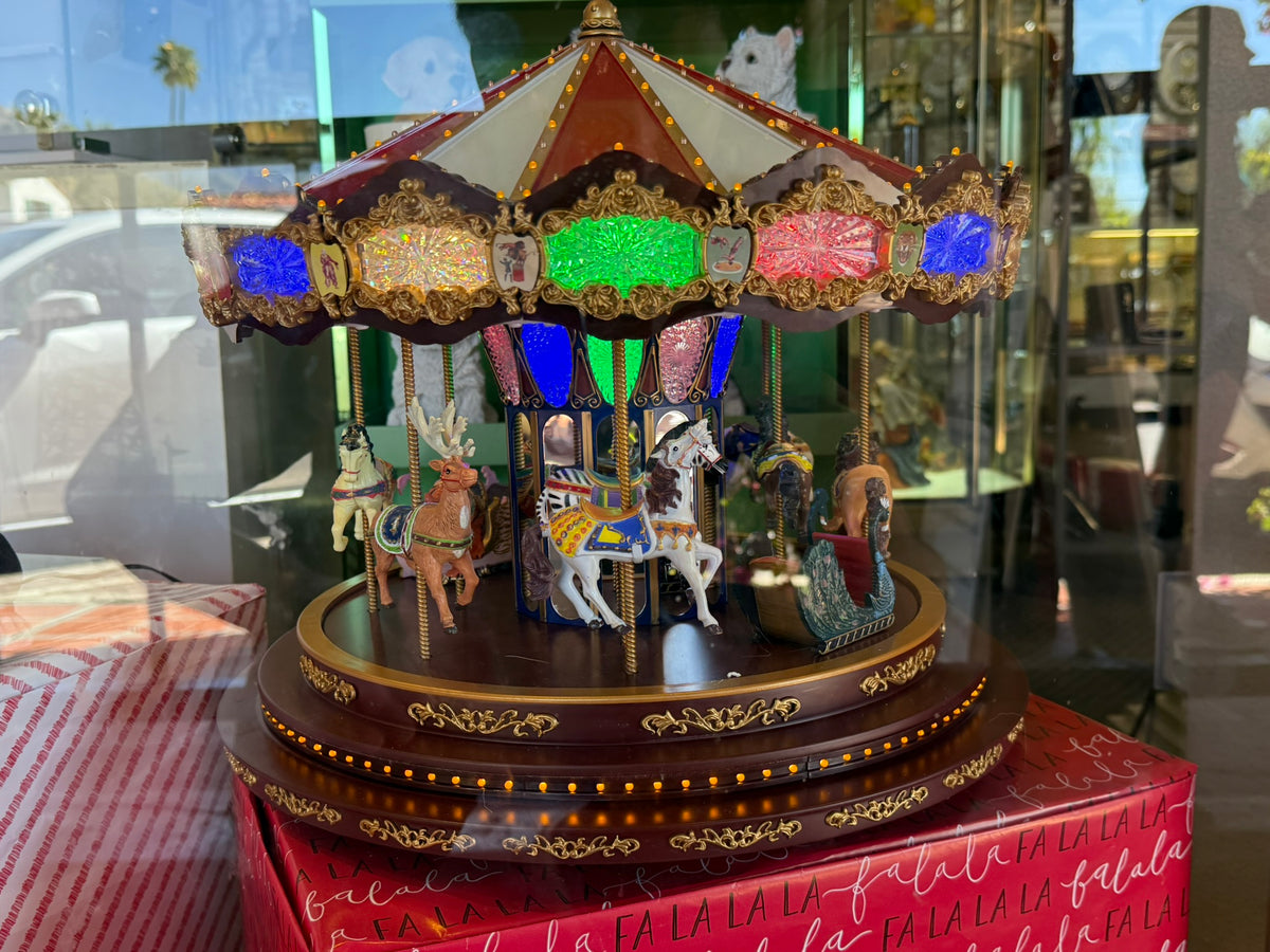 Marquee Deluxe Carousel – Music Box & Clock Shoppe